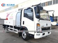 China HOWO 4x2 RHD 5000L 2.5T LPG Bobtail Truck with Dispenser for Cylinder Filling for sale