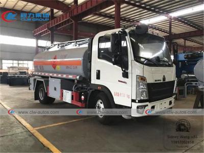 China 6cbm HOWO 4x2 Fuel Oil Delivery Truck 6000 Liters with Dispenser for sale