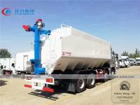 China Sanhuan 8x4 40m3 Electric Auger Discharge Bulk Feed Truck Cummins 315HP for sale