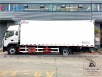 China FOTON Auhawk 4x2 10T Refrigerator Van Truck - 6600×2435×2500mm Freezer Box - 220HP Diesel Engine for sale