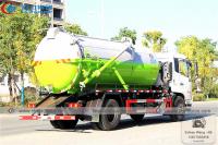 China Dongfeng Kinrun 4x2 12000L Vacuum Suction Septic Tank Truck 210HP Cummins for sale