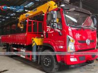 China Dongfeng 5 Ton 8 Ton Hydraulic Telescopic Boom XCMG Crane Truck 4x2 200HP for sale