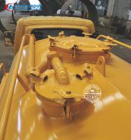 China Dongfeng 2 Ton 3MT Vacuum Sewage Suction Truck with 2000L Tank and 95HP Diesel Engine for sale