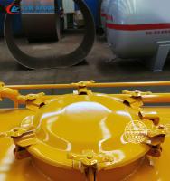 China Dongfeng 2 Ton 3MT Vacuum Sewage Suction Truck with 2000L Tank and 95HP Diesel Engine for sale