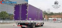 China 10 Ton FAW 4x2 Refrigerated Van Truck with Thermo King Freezing Unit 40cbm for sale