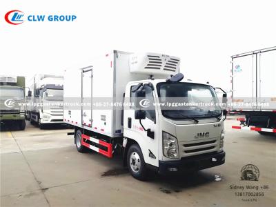 China JMC 4X2 Small Refrigerated Van Truck 3-5 Tons 5995mm for Drinks Delivery for sale
