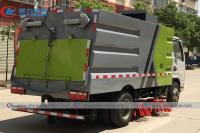 China Dongfeng 4x2 5cbm Road Sweeper Truck Dust Collection Waste Cleaning Vehicle for sale