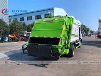 China Dongfeng 4x2 8cbm Garbage Compactor Truck Trash Collection 156hp Diesel for sale