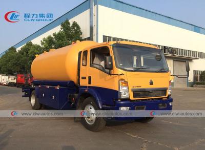 China HOWO 8 Ton LPG Bobtail Truck 4x2 Propane Tanker 12cbm 4788kg Capacity for sale