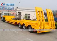 China Heavy Duty 3 Axle Lowboy Lowbed Semi Trailer 60 Ton 80 Ton for Excavator Transport for sale