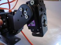 China Diy Robot Kit 15 DOF Robot With Claws Full Steering Bracket Accessories for sale