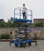 China High Strength Manganese Steel Mobile Scissor Lift Of 450kg Loading Capacity for sale