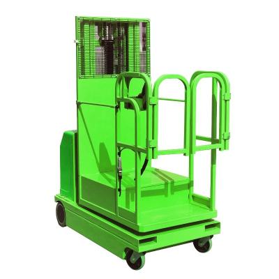 China 2.7 - 4.5m Self Propelled Warehouse Order Picker Safety Convenient To Operate for sale