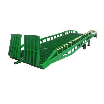 China Large Loading Capacity Mobile Dock Ramp With Outriggers Movable Dock Leveler for sale