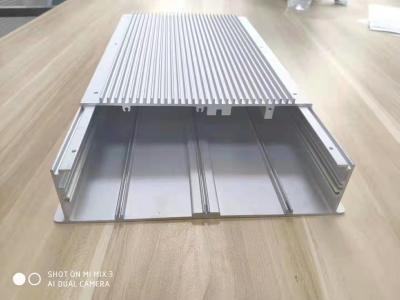 China Silver AL6061 industrial Aluminium Extrusion Heat Sink Profiles PVDF Coating for sale