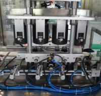 China Pneumatic Driven Round Bottle Screw Cap Linear Capping Machine for Round Vials 320 KG for sale
