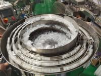 China Condition High Speed Intelligent Cap-Feeder for Reagent Production Line Accurate Feeding for sale
