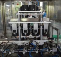 China Fully Automatic Linear Capping Machine for Plastic Caps in High Volume Production for sale