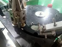 China Fully Automatic Capping Machine for 35-100mm and 100-130mm Bottle Diameter Top Seller for sale
