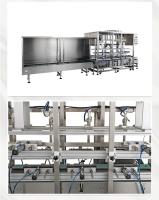 China Paper Packaging Material 5 Nozzle Automatic Liquid Filling Machine for Chemical Products for sale