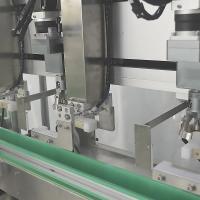 China 3-Head Automatic Capping Machine for Customized Plastic Bottle Specifications for sale