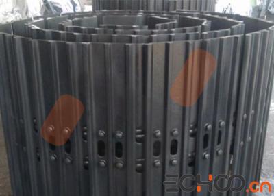 China ZX210 Hitachi Excavator Track Chain For Heavy Machine Undercarriage Parts for sale