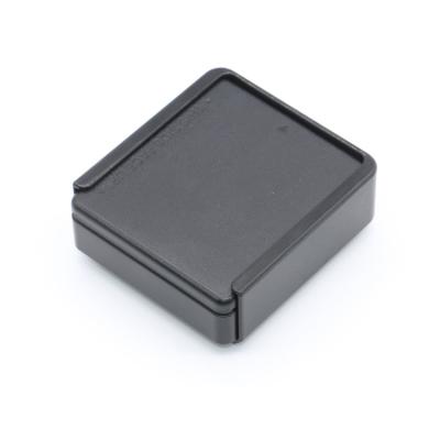 China Real Time Magnetic Portable GPS Tracker Long Time Standby GPS Locator for sale