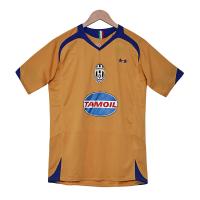 China Juventus 2005 Retro Second Away Football Jersey Ultimate Fan Collection for sale
