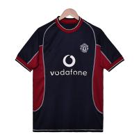 China Manchester United 2000-2001 Retro Second Away Jersey - Black Authentic Replica with Classic Fit for sale