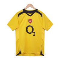 China 2005-2006 Season Away Retro Replica Football Jersey Classic with Embroidered Logo for sale