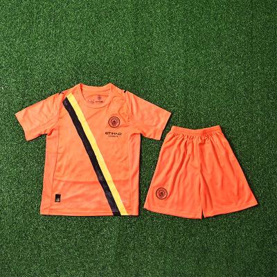 China Manchester City children goalkeeper uniforms 2025 new support group batch customization for sale