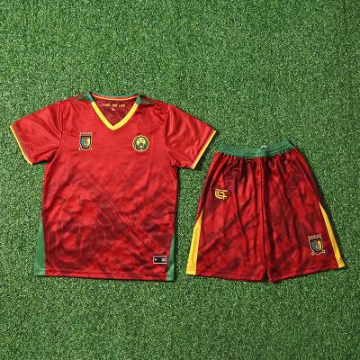 China 2025 Cameroon Children Away Football Jersey Custom Team Uniforms Breathable Polyester for sale