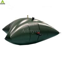China Collapsible Pillow Water Storage Tank Flexible Liquid Storage Bag with Detachable Discharge Pipe for sale