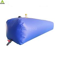 China Collapsible Pillow Water Storage Tank Flexible Liquid Storage Bag with Detachable Discharge Pipe for sale