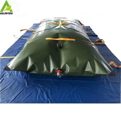 China Collapsible Water Tanks  Soft 5000L Pvc Water Bladders Tanks For Farm Garden Irrigation for sale