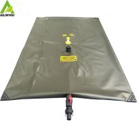 China 1500 Liter Flexible Pvc Tarpoline Collapsible Water Storage Bladder Tank Containers/pillow Tank for sale