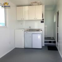 China Modular Container House Emergency Refugee Container Unit For Homeless for sale