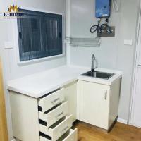 China Eco Friendly Affordable Pre Made Container Homes Modular Container Buildings for sale