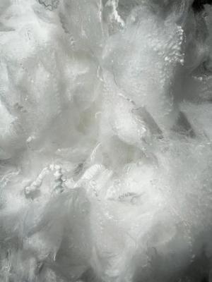 China Low Melt Polyester Staple Fiber with 120°C-170°C Melting Point and Excellent Flame Retardancy for Industrial Applications for sale