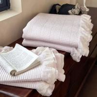 China Printed Quilt with lace Fabric for sale