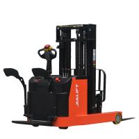 China Variable Electric Reach Truck Forklift 1300kg Lifting Height 4500mm for sale