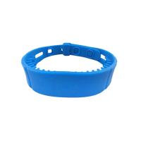 China Long Reading Distance RFID Silicone Wristband / Alien H3 Chip 860MHz-960MHz for sale