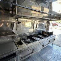 China Leisure Fast Food Equipment Multifunctional Food Truck for Purchase and Mobile Catering for sale