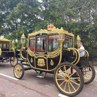 China DC48v FiberGlass Horse Carriage Wagon for 2024 Model Sightseeing Christmas Ride Fun for sale