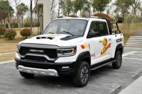 China Energy Vehicle Curb weight 1050kg 195-70R14 Mini Truck EV Pickup 4-Wheel Cargo Truck for sale