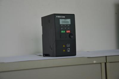 China 30A 600Hz 24V MPPT Solar Inverter , 8000w 220V Solar Inverter for sale
