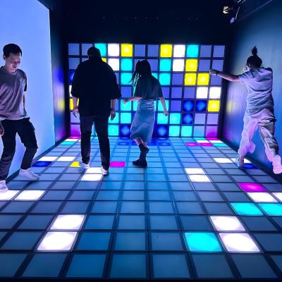 China Active Floor Game Room Super Grid 30x30cm Interactive Led Gaming Light Tiles for sale
