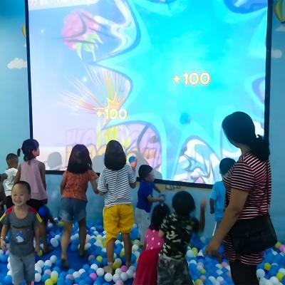 China Indoor Playground Interactive Projection Game with 35 Games, 3400 Lumens Brightness and 1024*768 Resolution for sale