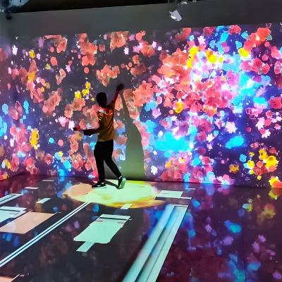 China Immersive 360 Projection Interactive Wall Projector 3 Channels for sale