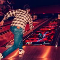 China Bowling Machine Set Bowling Equipment String Pinsetter Alley Bowling Machine for sale
